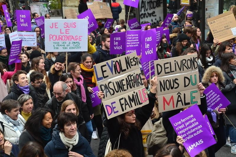 Rapport 2023 sur l'état des lieux du sexisme en France : « une ...